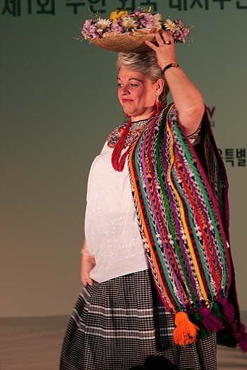 세계의 전통의상 (1) : 네이버 블로그