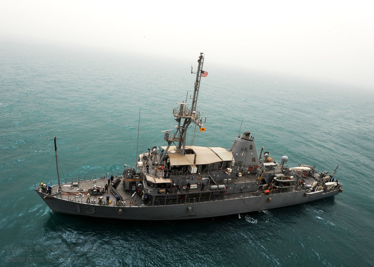 아라비아만에서 훈련중인 미해군 Avenger급 소해함 USS Dextrous (MCM 13) : 네이버 블로그