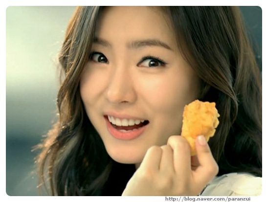 [CF] 신세경, 비스트 - BBQ치킨 바삭칸치킨편 / 15s. 20s. 30s. 2010 : 네이버 블로그