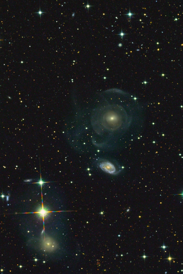 Galaxy NGC 474: Cosmic Blender : 네이버 블로그