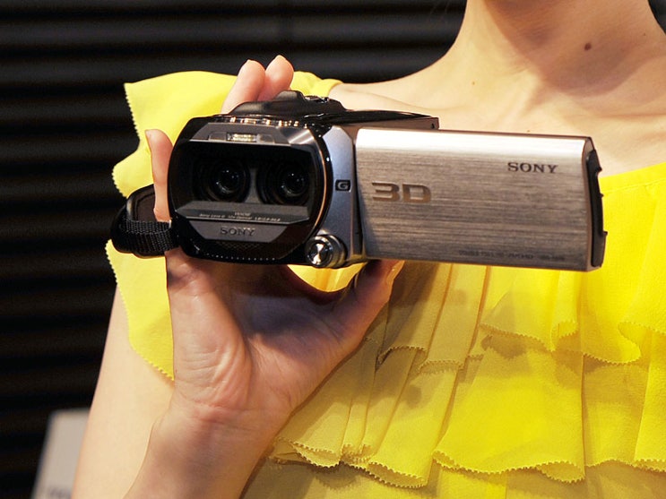 드디어 등장하는, 소니의 3D캠코더 「HDR-TD10」(번역) : 네이버 블로그