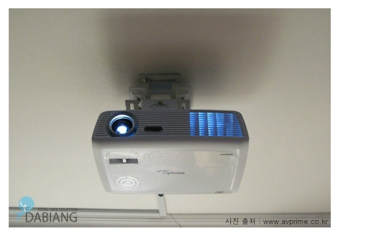 옵토마 HD67 3D 옵토마 프로젝터 설치기 : 네이버 블로그