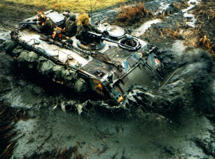 [Peter Müller] 1:16 Scale - M113 : 네이버 블로그