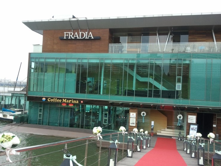 [주례사] 국제학교 권선생 결혼식 - 한강 FRADIA 에서 주례사 / PHANTOM (팬텀) - 얼굴 뚫어지겠다 (Hole ...