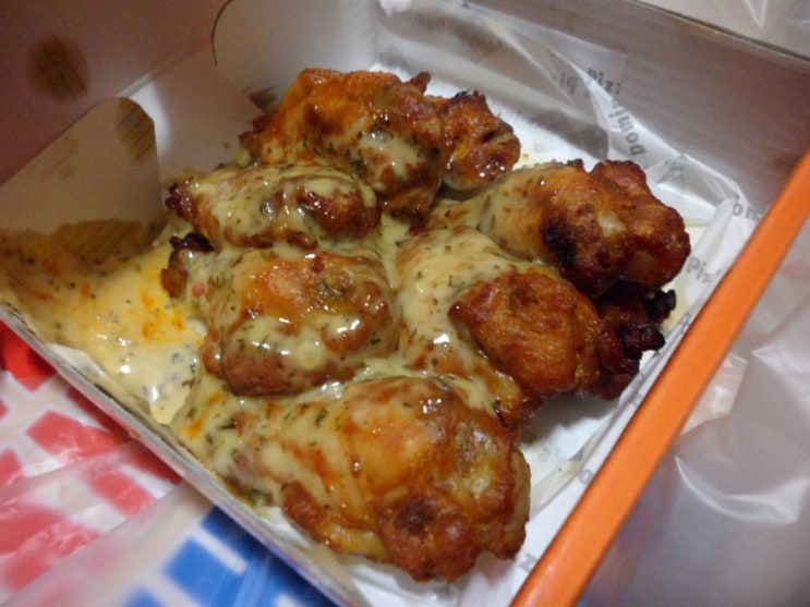 [도미노피자] 갈릭파마산치즈윙,포이이토피자+베이컨체다치즈(하프앤하프) : 네이버 블로그