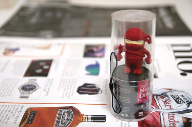 [닌자 USB] 책상위에 닌자가 나타나다~ 아이디어 캐릭터 상품 펀앤펀 Ninja USB 메모리 : 네이버 블로그