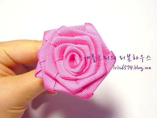 리본 장미 만들기 리본으로 장미 만들기 리본 장미 만드는 방법 발렌타인데이 선물 납작장미리본공예 네이버 블로그