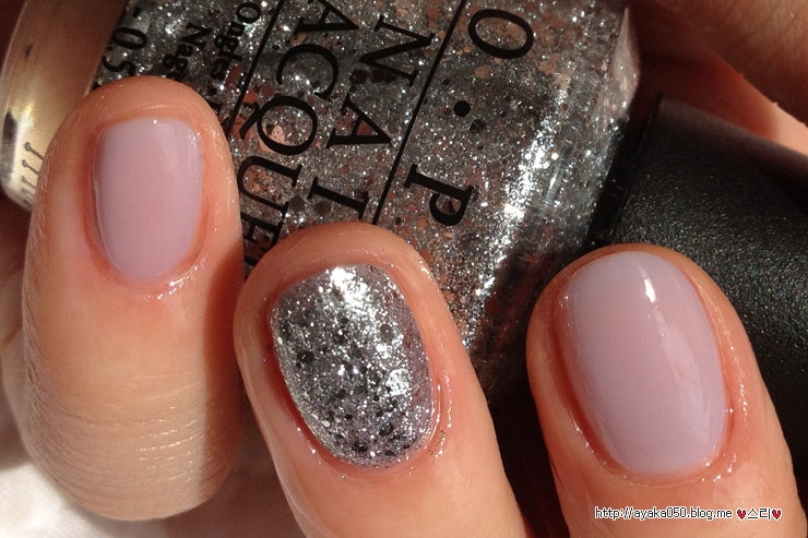 ORLY : 40672 BonBon × OPI : U02 Crown Me Already : 네이버 블로그