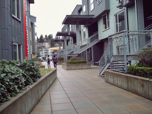 [Seattle] University of Washington의 많은 학생들이 사는 기숙사형 아파트 Nordheim Court ...