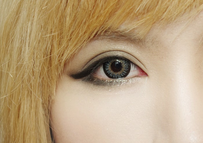 카키메이크업 가을 캣츠아이메이크업 아멜리 샴페인x 에스쁘아 가든파티 X 메이크업포에버 와일드시크팔렛 Byu 네이버 블로그