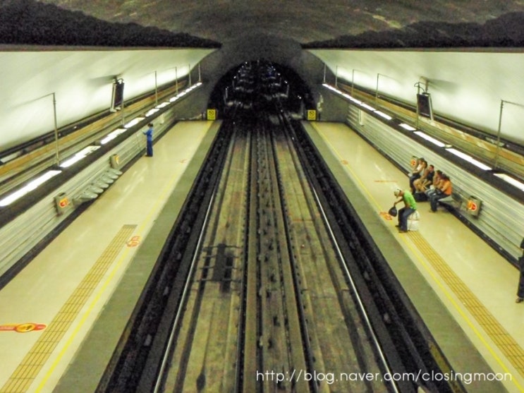 [달고양이 세계여행] 산티아고, 칠레 / 칠레에서 볼리비아 비자 받기 : 네이버 블로그