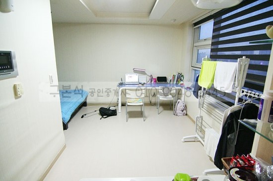 부평오피스텔 부평구청역 도보 1분거리 위치한 쌍용플래티넘오피스텔 1345평형 전세6000만원 융자없음 부평오피스텔실사진