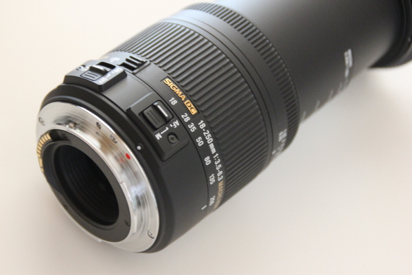 시그마렌즈 18-250mm F3.5-6.3 DC MACRO OS HAM : 네이버 블로그