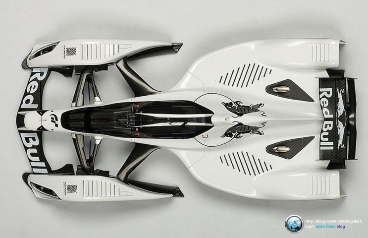 AUTO ART 1/18 RED BULL X2010 라인업 : 네이버 블로그