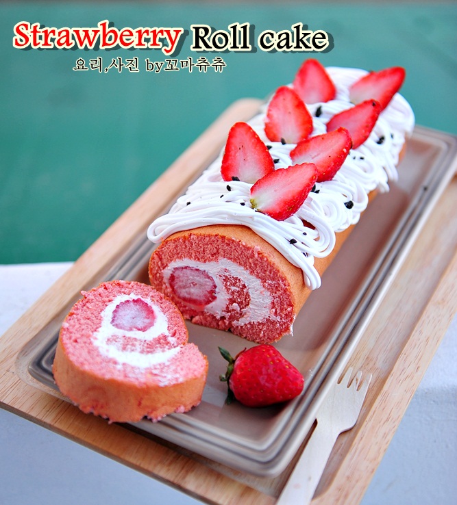 딸기 전성시대!예뻐도 너무 예뻐~[딸기롤케이크]..롤케이크 만들기 : 네이버 블로그