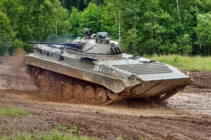 BMP-2 IFV(BMP-2 보병전투차량):Russia : 네이버 블로그