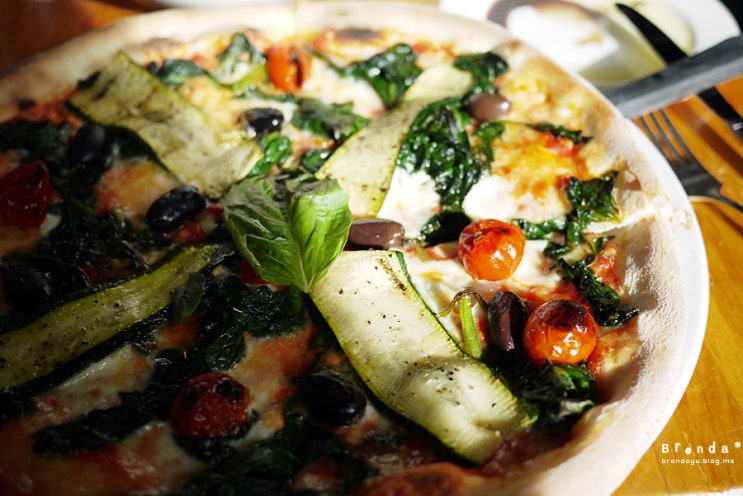 [레스토랑] 토론토 욕빌 (Yorkville) 주말 나들이 & 트라토리아 너보사 (Trattoria Nervosa) : 네이버 블로그