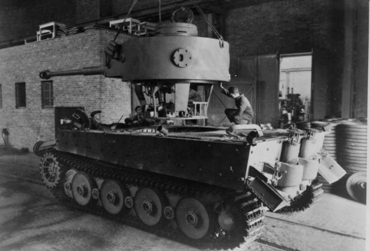 타이거-1 전차의 생산 공장[WW2 German Henscel Tiger-1 Tank Factory] : 네이버 블로그