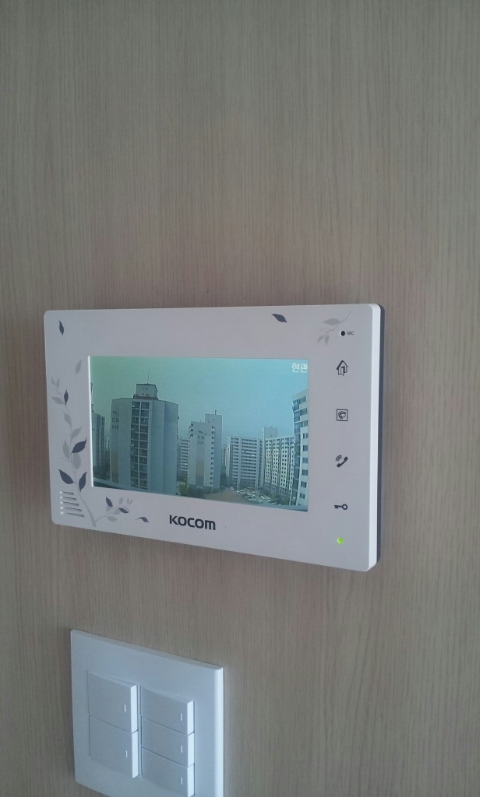 상계동 은빛2단지 코콤칼라비디오폰 KCV-B374시공사진 : 네이버 블로그