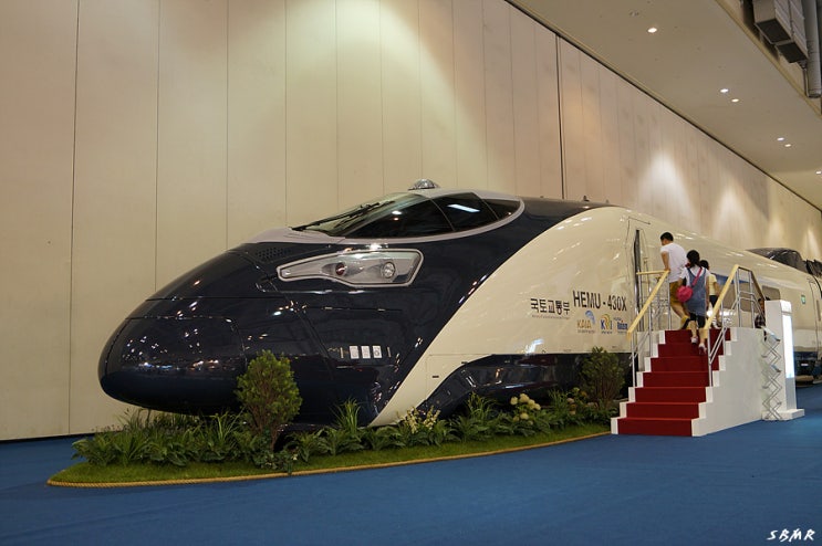 2013 부산국제철도물류전에서 만난 차세대고속열차 HEMU-430X (해무430X) : 네이버 블로그