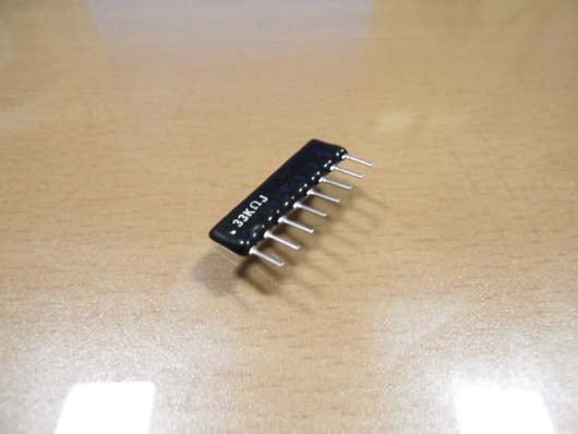 DA08S333CJ. SIP8P-33KJ. 33K OHM-5%. Bussed Type. RESISTOR NETWORK ...