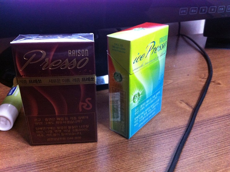 레종 아이스프레쏘(레종 아이스프레소?) 시연후기! (Raison ice Presso) 연기색깔!? 은 평범... : 네이버 블로그