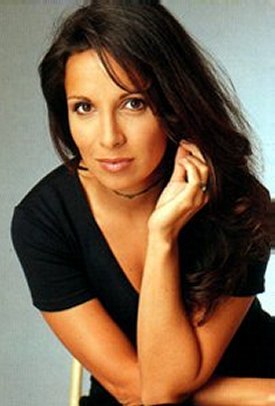 에스메랄다_엘렌느세가라(Hélène Ségara) : 네이버 블로그