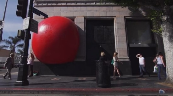 [공공미술] 커트 퍼스키의 ‘레드볼 프로젝트(Redball Project)’ : 네이버 블로그