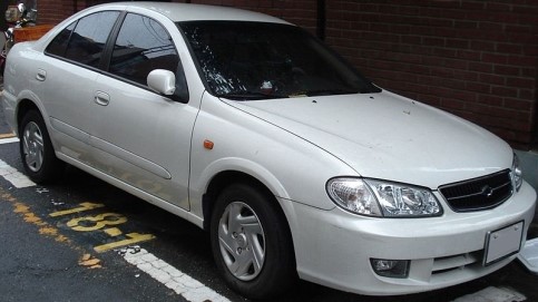 [르노삼성 SM3] SM5에 이어 생산한 두 번째 차종으로 현대 아반떼, 대우의 라세티 등에 대항하기 위해 탄생한 준준형 세단 : 네이버 블로그