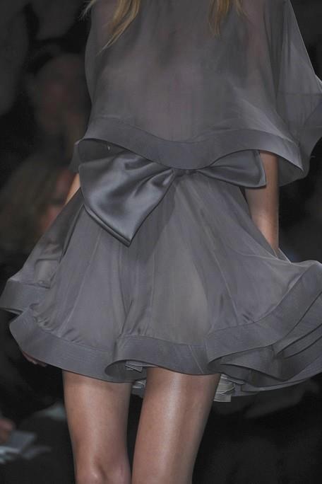 회색코트회색자켓회색옷코디회색옷회색옷과 어울리는색회색원피스회색니트회색니트코디회색원피싀코디회색가디건회색 가디건코디여자회색 가디건발렌티노원피스 네이버 블로그