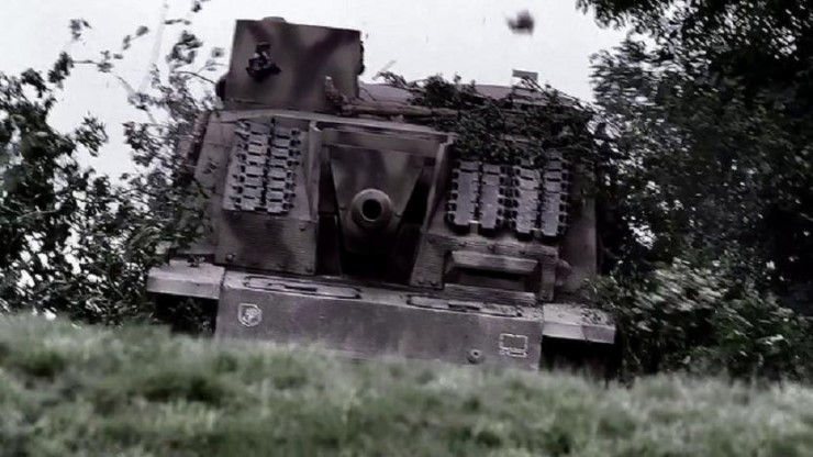 영국 FV 432 APC 장갑차의 차체로 만든 밴드 오브 브라더스의 슈트름게슈쯔 [British FV 432 APC ...