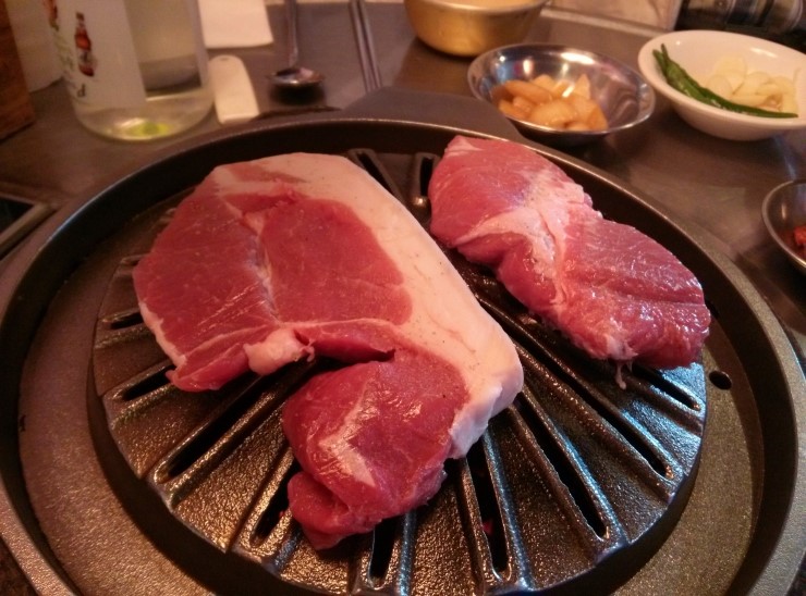 [양평/양평읍] 몽실식당 - 쫄깃한 식감의 지리산 흑돼지 스테이크 : 네이버 블로그