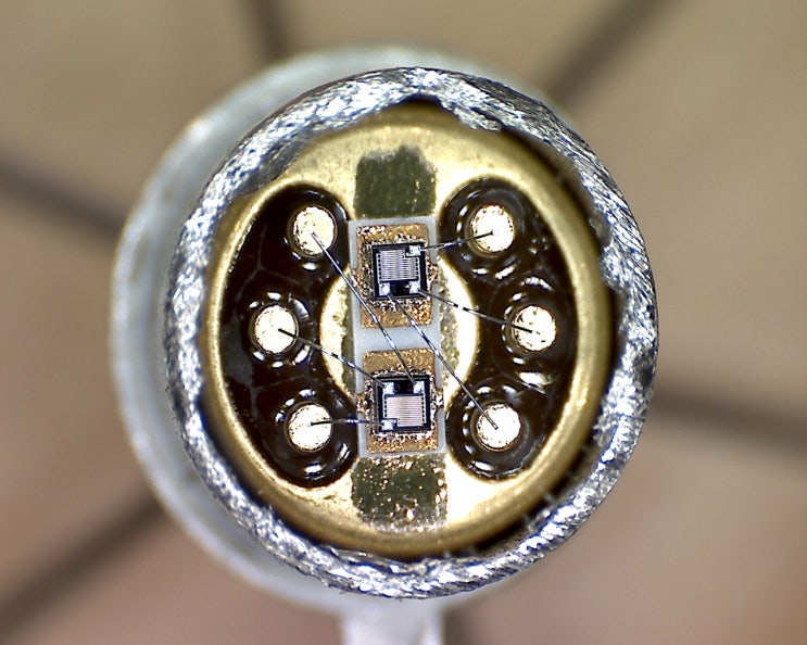 Dual JFET die 사진입니다(2N5566, LS844) : 네이버 블로그