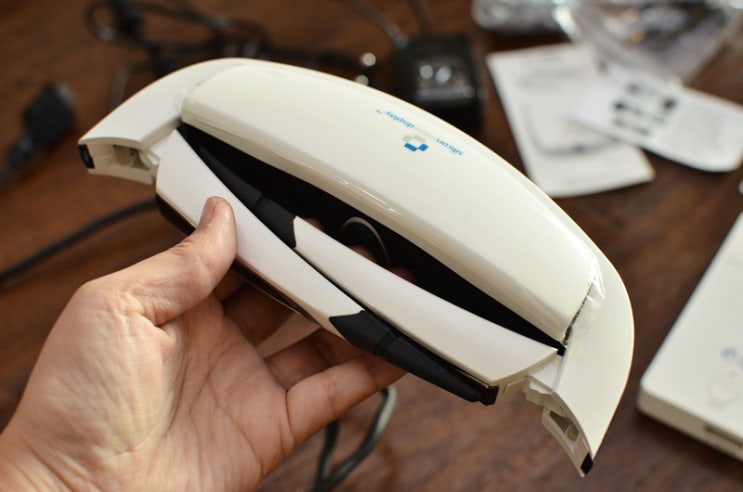 풀HD로 즐기는 HMD (헤드마운트 디스플레이) ST-1080 / 나만의 극장을 만나다! : 네이버 블로그