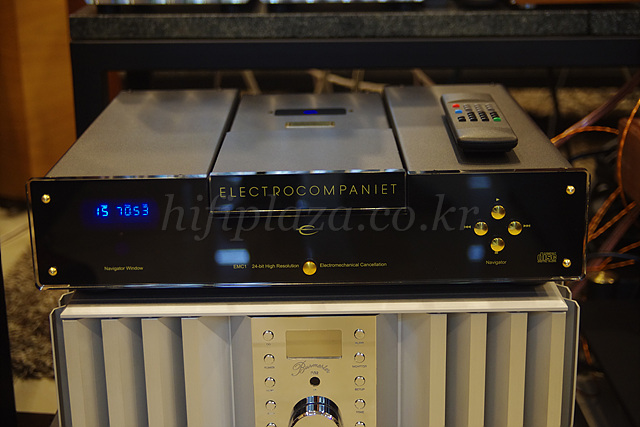 Electrocompaniet 모델명 EMC-1up : 네이버 블로그