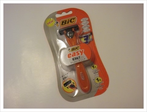[3중날 면도기 투어] 제16탄. 빅 이지클릭 면도기(Bic Easy Clic Razor) 프리뷰 by 하루에 두 번 면도하는 ...