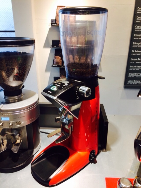 콤팍 K10 프레쉬 레드 스피드 Compak K10 Fresh Red Speed_바리스타모_baristamoh_루소랩_Lusso ...