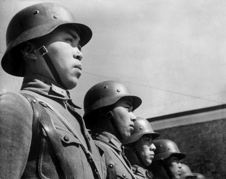 중국 국민당군이 사용했던 독일제 M35 철모[Chinese nationalist army soldiers used German ...