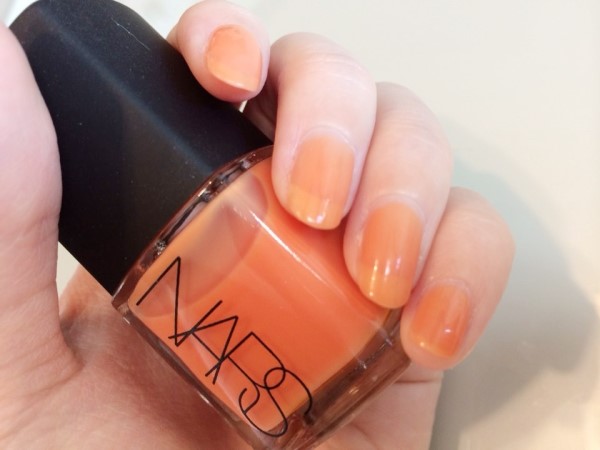 나스 네일 폴리쉬 윈드 댄서 (NARS wind dancer) - 청순한 네일, 여리여리한 네일 : 네이버 블로그