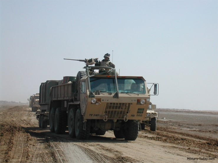 미군의 전선부대와 보급부대의 보급능력을 향상시킨다! HEMTT 대형 수송 트럭 : 네이버 블로그