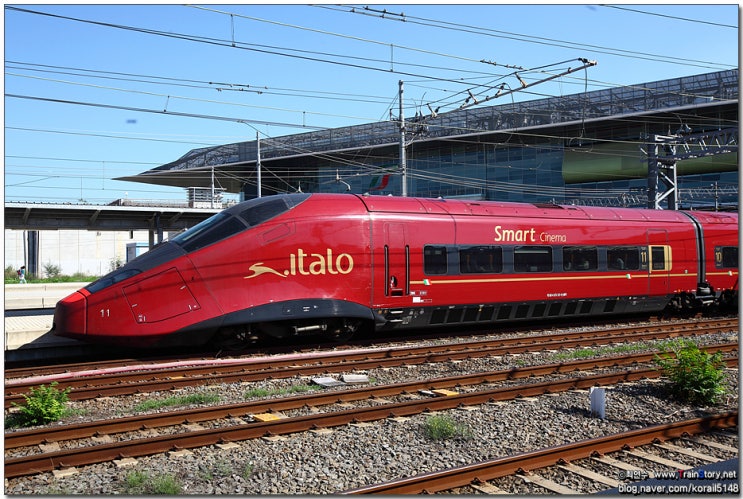 이탈리아 민간 고속철도회사 NTV의 페라리 고속열차 AGV 575 (ETR 575) : 네이버 블로그