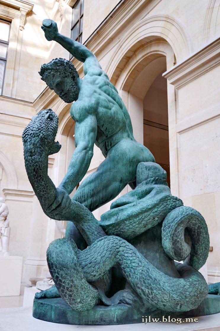 루브르 박물관의 조각들-2, 헤라클레스, 프로메테우스, 스파르타쿠스, Sculptures in the Louvre Museum ...