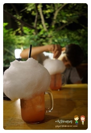 음료도 이렇게 귀여울 수 있다니..♡ 솜사탕 알콜음료! 강남구청 밀쉐프_솜방망이 펀치 : 네이버 블로그