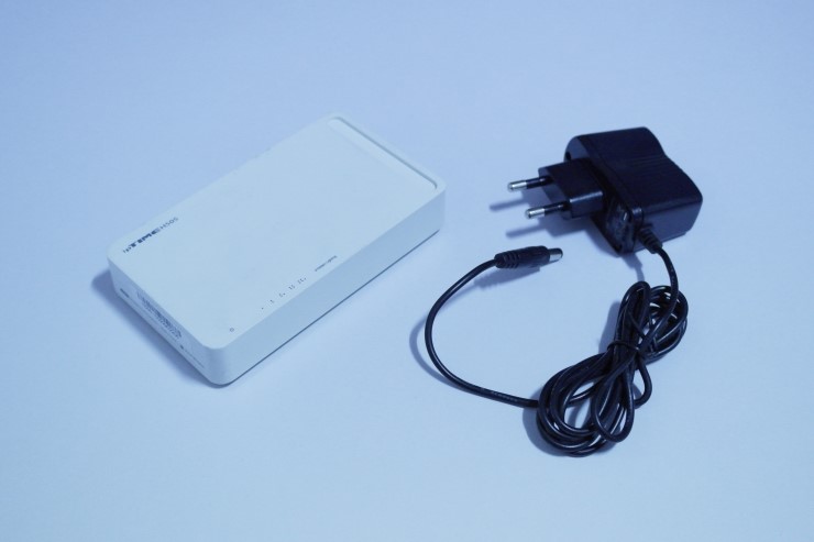 아이피타임 5 포트 스위칭허브 :: ipTIME 5-Port Hub H505 : 네이버 블로그