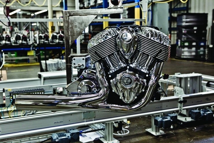 [인디언 모터사이클 공식블로그] 치프의 심장, 썬더스트로크 111 : 네이버 블로그