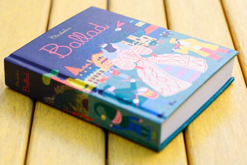 프랑스 출신의 세계적인 그래픽아티스트 블렉스볼렉스 (Blexbolex)의 그림책 'Ballad' 간단히 소개합니다. 직접보신 ...