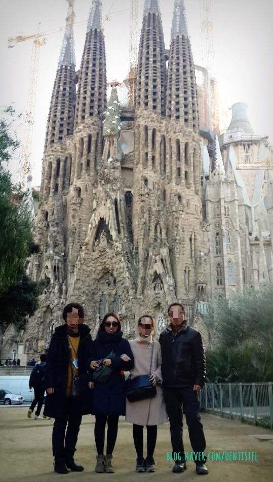 [바르셀로나 여행] 천재 건축가 가우디 : 네이버 블로그