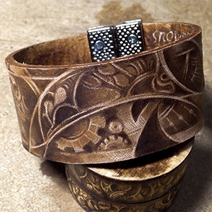 [가죽버닝] 가죽 팔찌에 버닝~ 염색부터 버닝까지 Leather burning / Pyrography : 네이버 블로그