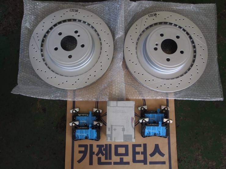 벤츠전문 카젠모터스 E63 Amg W212 리어 브레이크 디스크 로터 360mm 브레이크 패드 교환 벤츠 순정품
