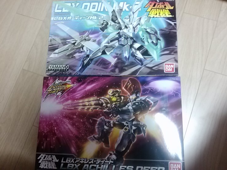 [프라 리뷰]LBX 하이퍼 펑션 아킬레스 디드, 오딘 MK-2[마크 투] : 네이버 블로그